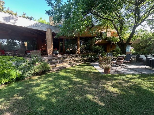 House with swimming pool in Santiago, Chile - Ximena's place