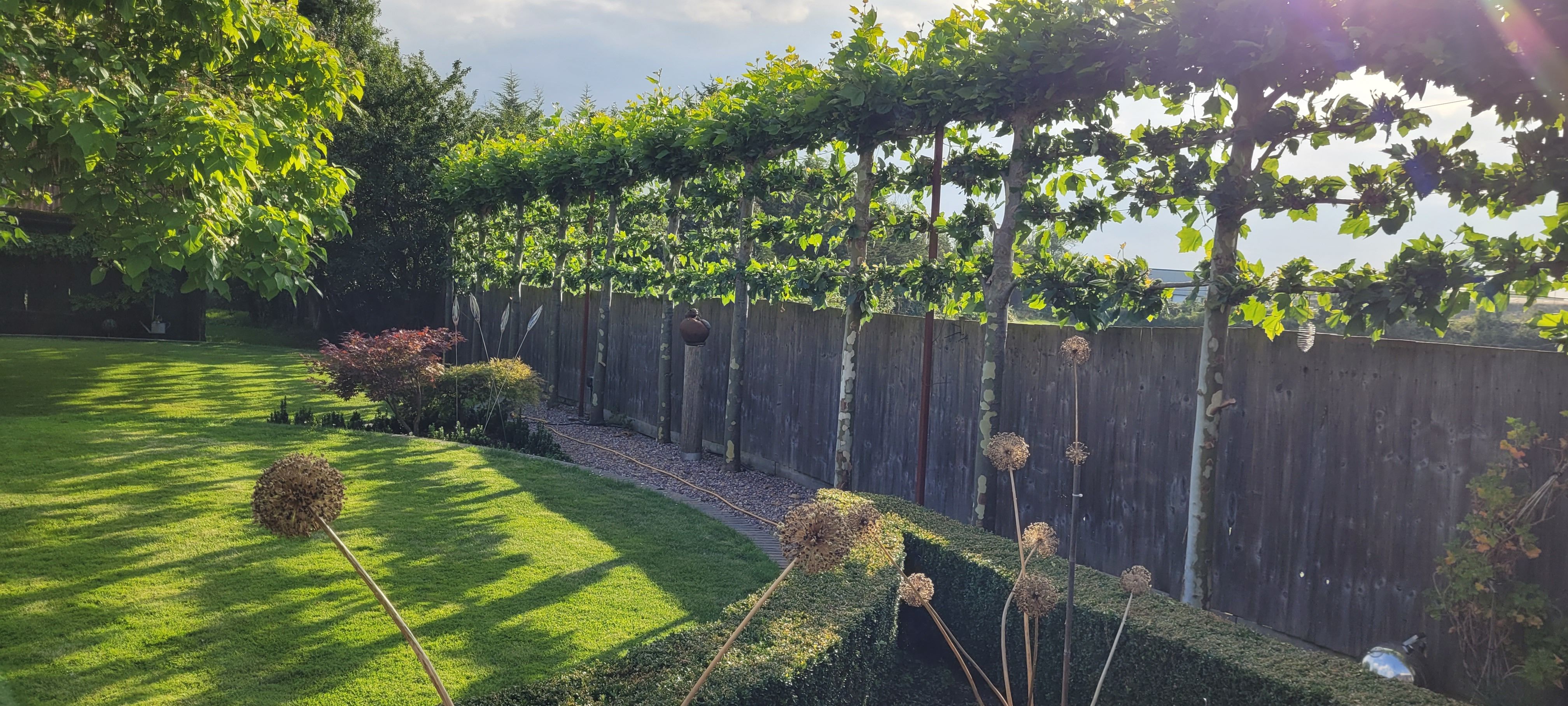 Wonderful Wyre Piddle, riverside village & Award winning home *please ...