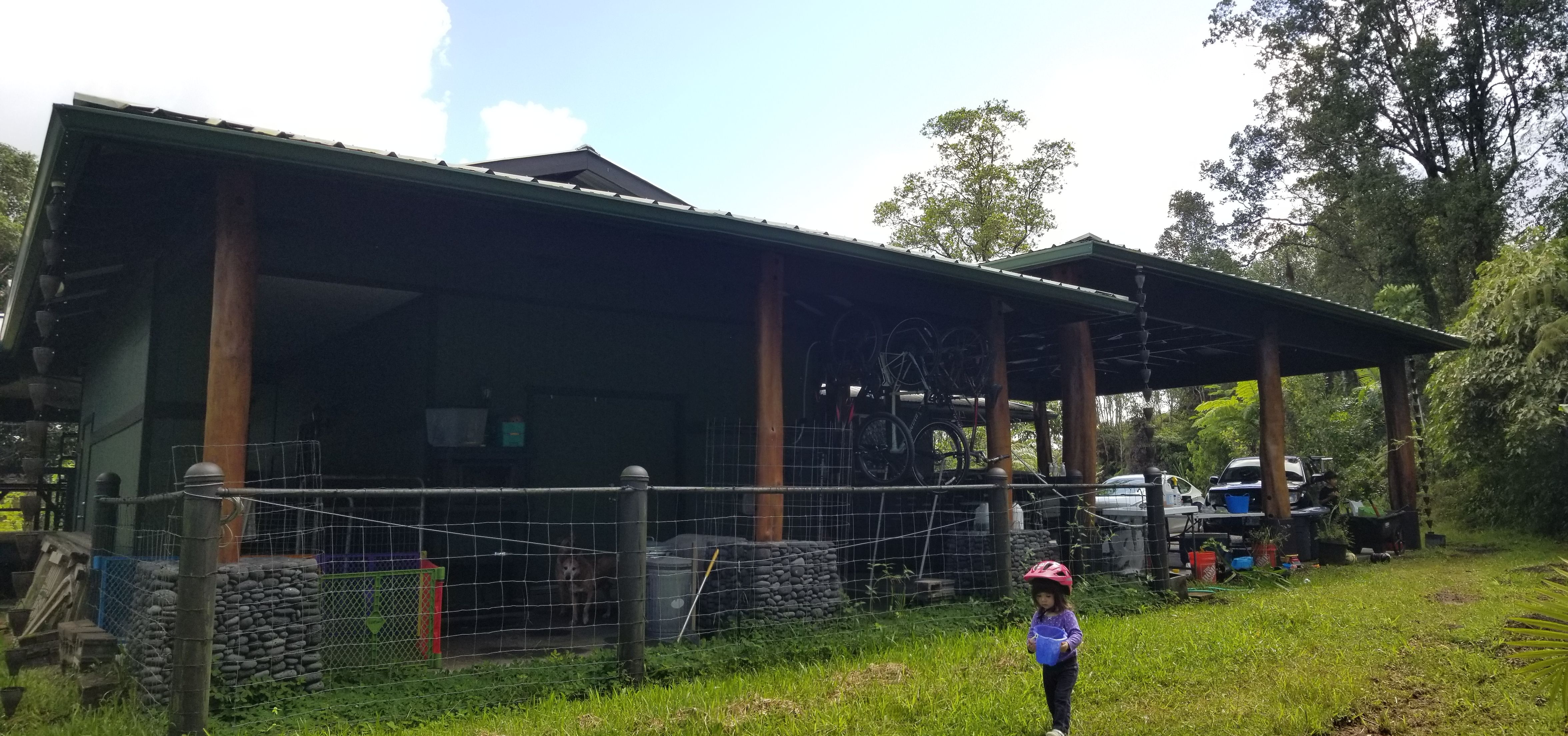 Uka Farm-Hawaii-Big Island-Family Home on Secluded 3 Acre Farm-15 minutes