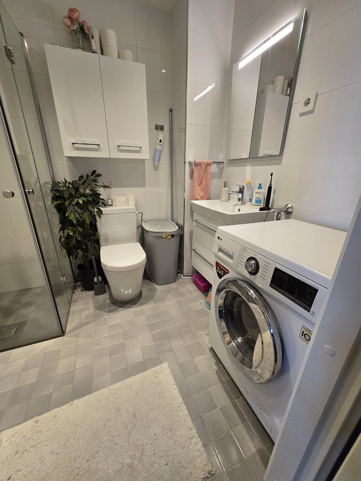 Mika's house: Two-bedroom apartment on the 22nd floor with stunning views