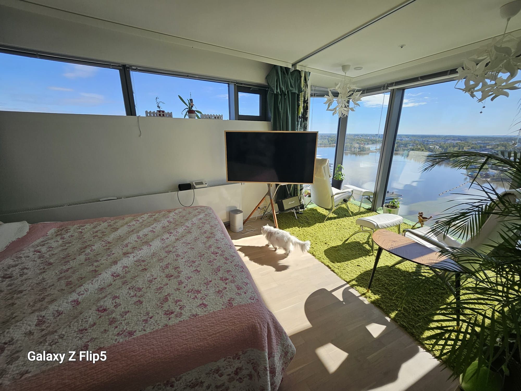 Mika's house: Two-bedroom apartment on the 22nd floor with stunning views