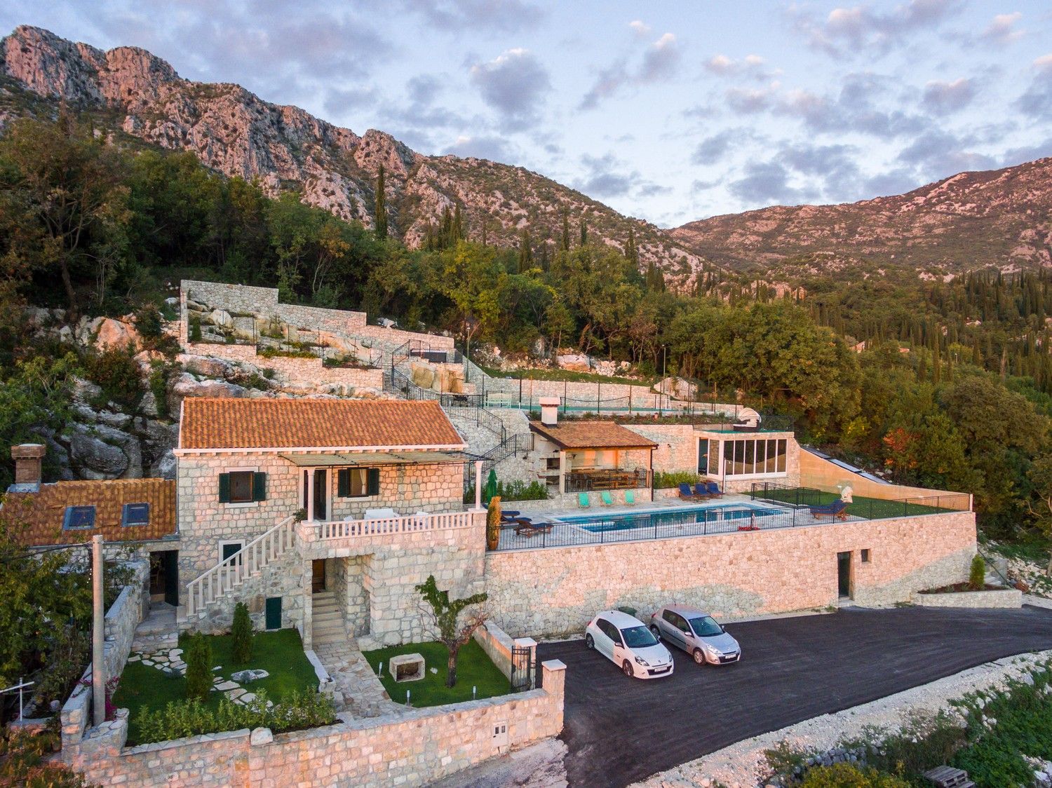 Villa Falcon Rook - not available for period 1.4.-1.11